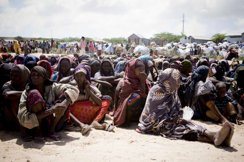 UNHCR chief visits Mogadishu, expresses solidarity with Somali people ...