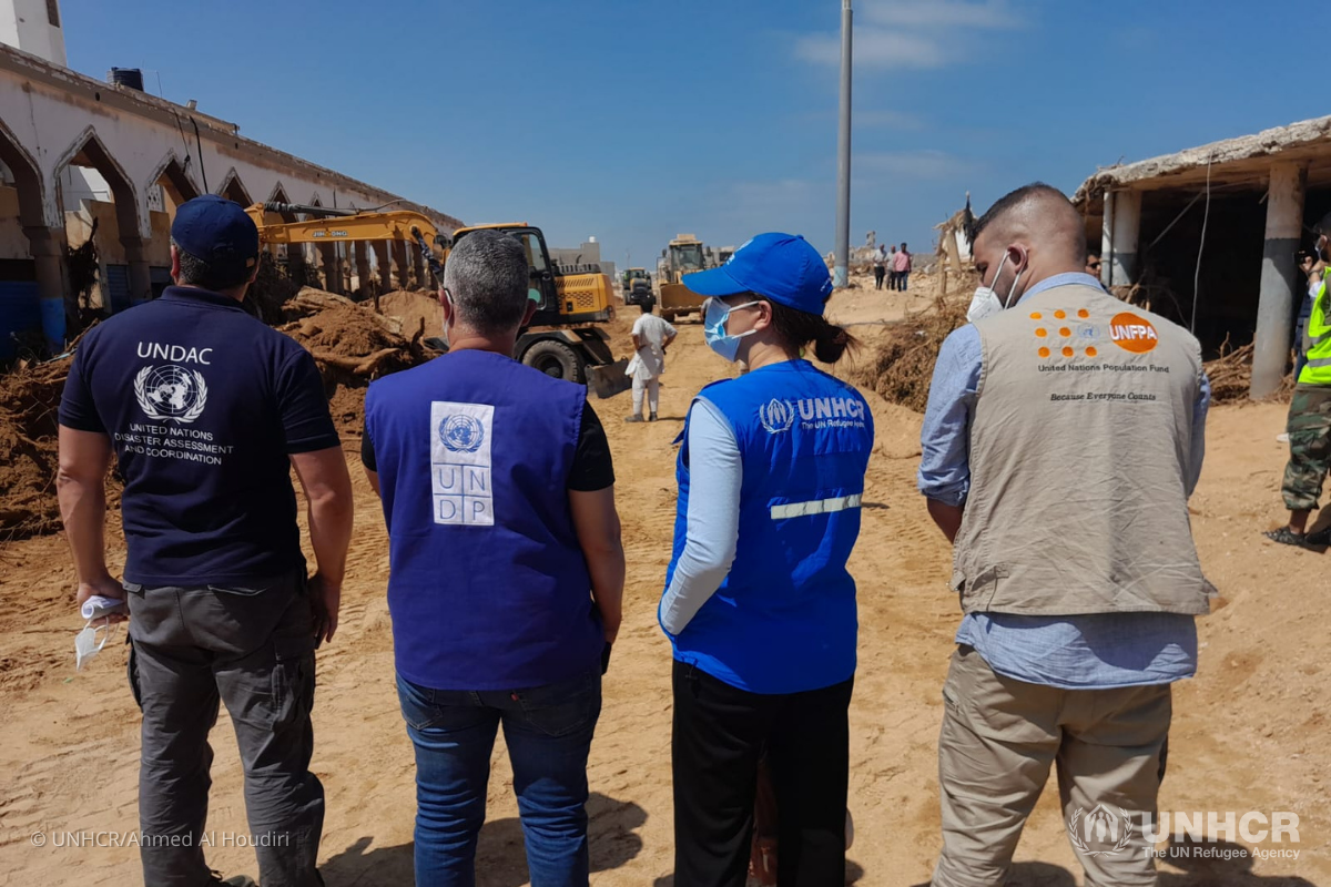 How does UNHCR respond to humanitarian emergencies?