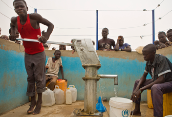 Aid to Refugees & Displaced People Worldwide | USA for UNHCR